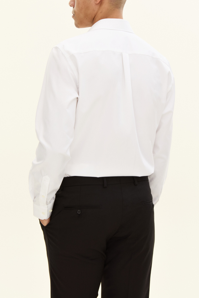 Regular Fit Cut Away Twill Shirt - White | Oscar Jacobson