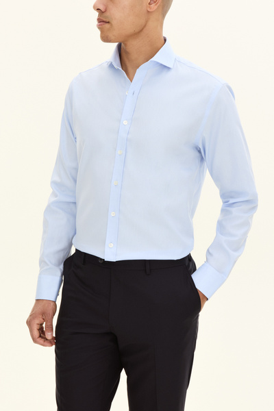 Regular Fit Cut Away Strygefri Bomuldsskjorte - Blå | Oscar Jacobson