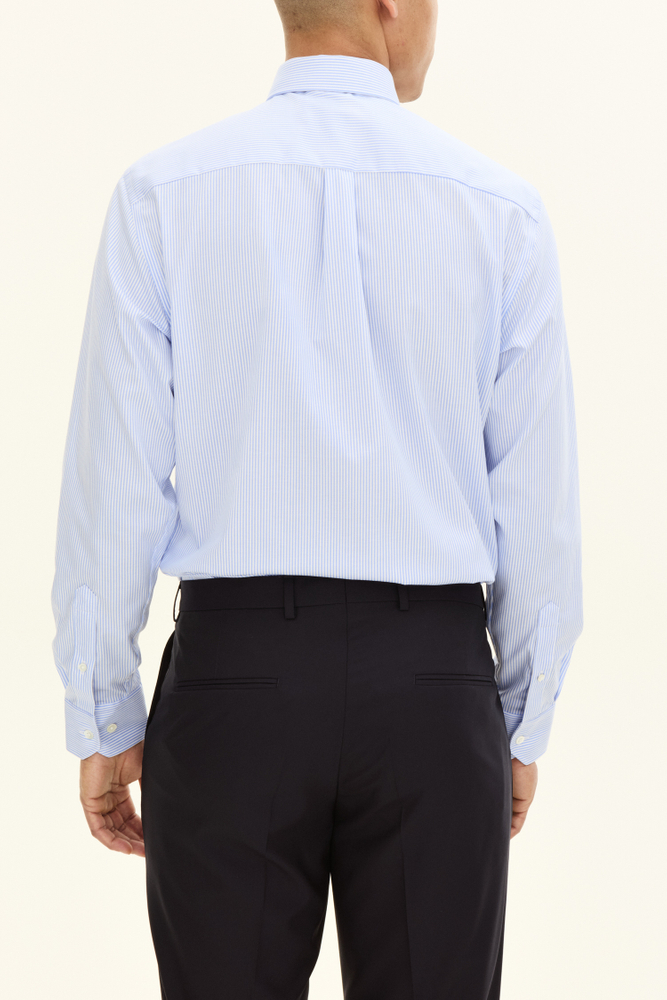 Regular Fit Cut Away Non-Iron Cotton Shirt - Blue | Oscar Jacobson