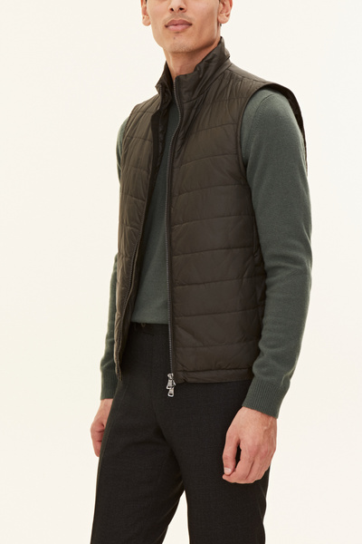 Padded Liner Featherweight Nylon Vest - Green | Oscar Jacobson