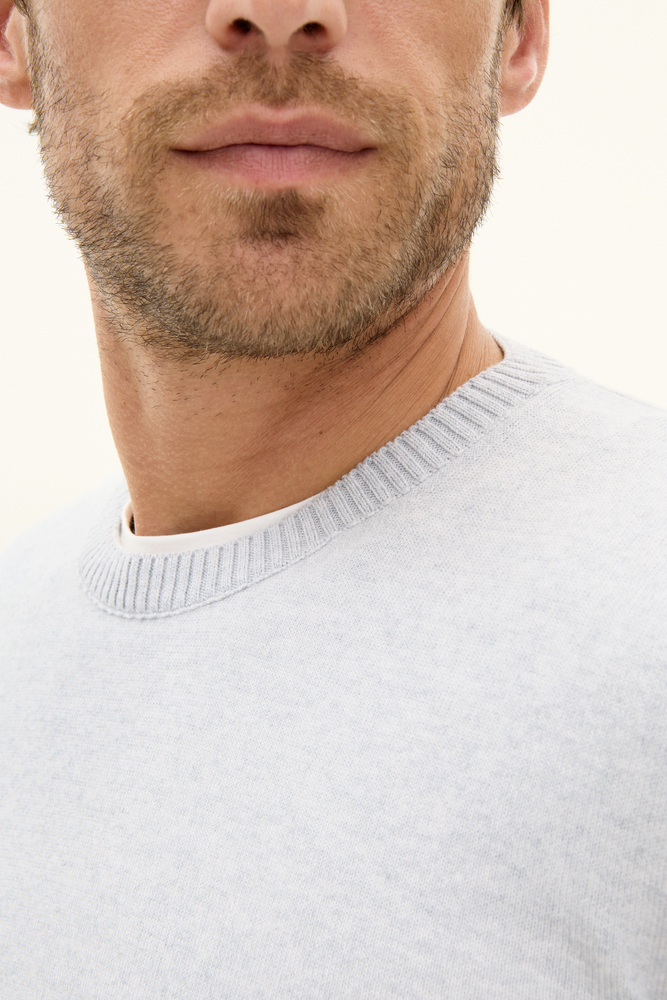 Regular Fit Roundneck Cotton Kashmir Sweater - Light grey | Oscar Jacobson