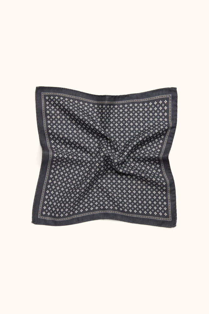 Patterned Handkerchief - Dark grey | Oscar Jacobson