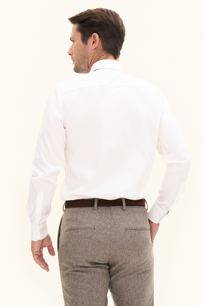 Slim Fit Cut Away Non-Iron Shirt - White | Oscar Jacobson